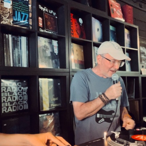Stream Analog Club - March 2023 ft. Neil MacRae by The Analog Vault ... Stream Analog Club - March 2023 ft. Neil MacRae by The Analog Vault ...