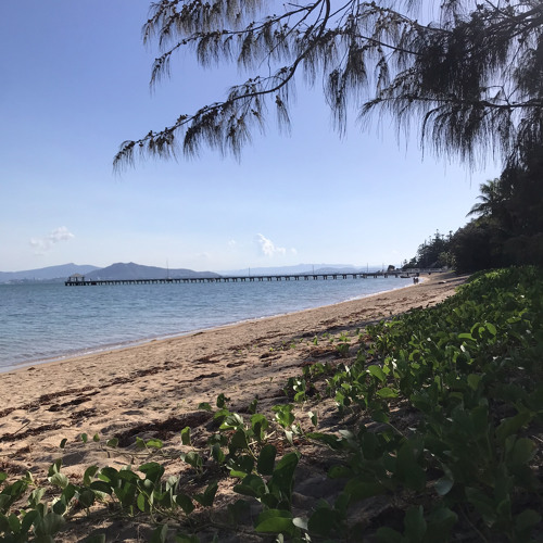 Stream Connecting to the Breath by Jess Hay | Listen online for free on ...