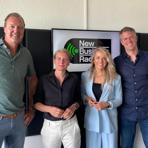 Stream episode Connected Experience (Visma, Visma | Raet en AAG ...