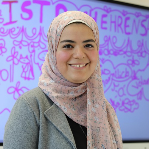 Stream episode Amira Mostafa by Ist doch Ehrensache podcast | Listen ...