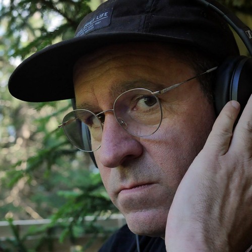 Stream episode Marcus Maeder: Mit grossen Ohren im Aclatobel im ...