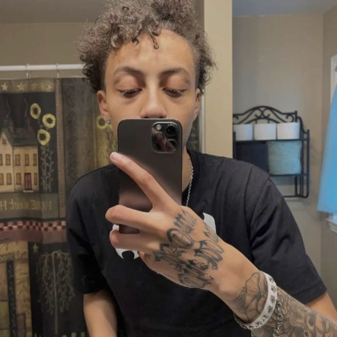 Stream Slump6s -Rocket Hq/lq snippet extended by serendior | Listen ...