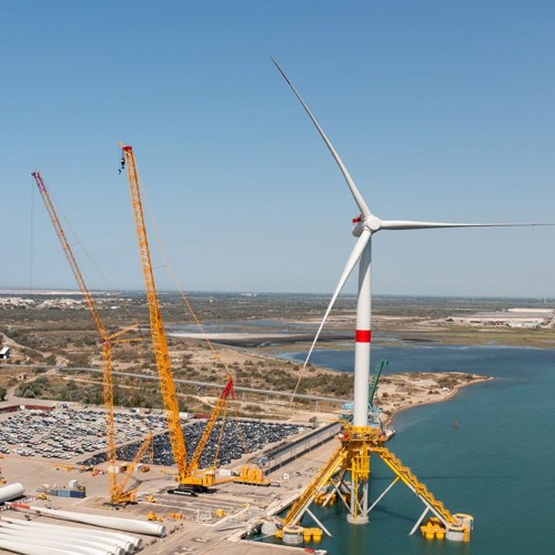 Stream Enrobé : des éoliennes flottantes en Méditerranée by Joey Temple ...