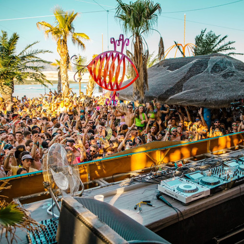 Stream SUMMER HOUSE MIX by Dylan Asher | Listen online for free on ...