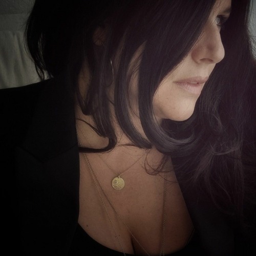 Stream PLEASURE - Vollkommen und ganz ausatmen.m4a by Laura Balmer | Listen online for free on ...