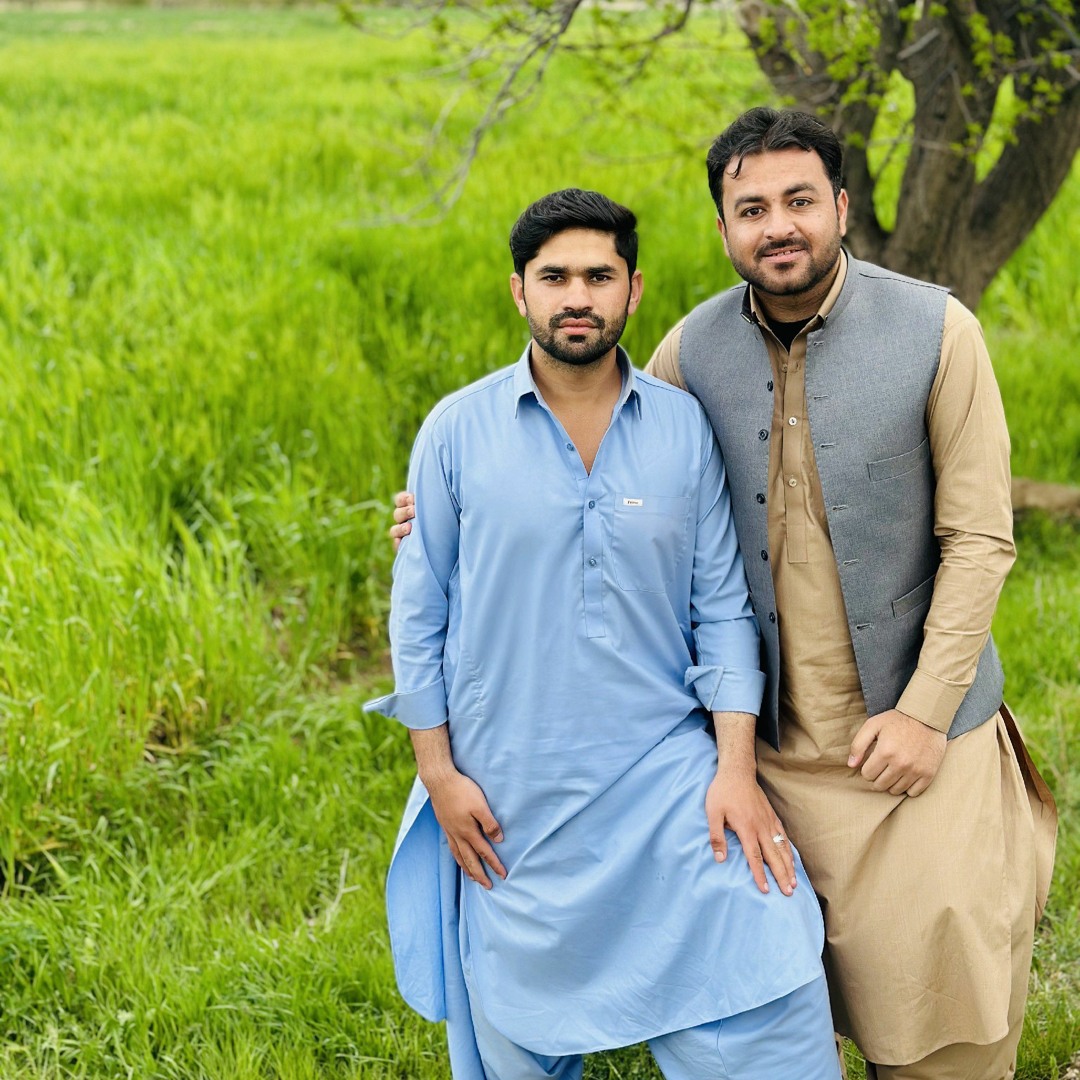 Stream Kha lage khwaga lage sta kata pa zara lage ishq laka da bang ...