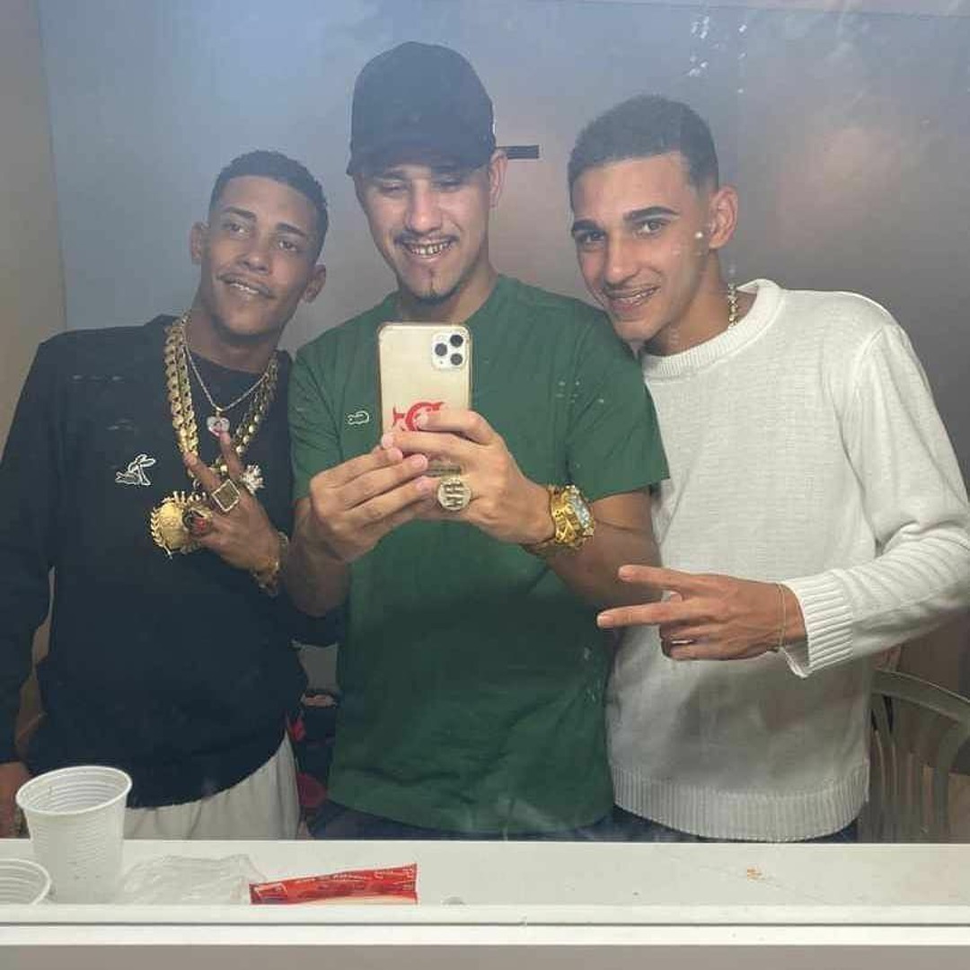 Stream Mc Poze do Rodo - Vida de Chefe by HARIDADEFXP | Listen online ...