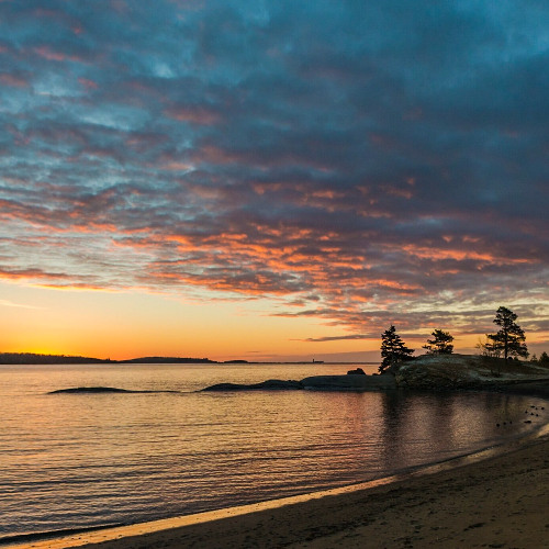 Sean Keating - Chilling Moments August 2025-08-12