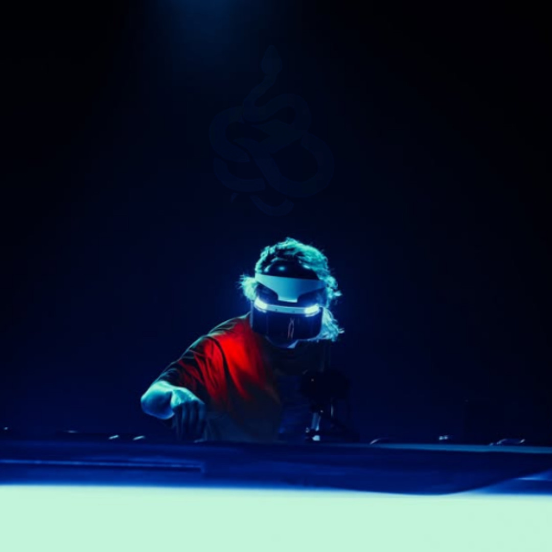 Stream Virtual Riot & Viperactive - ID [HIGH QUALITY] by KTOWN | Listen ...