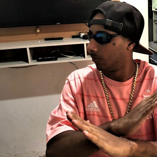 Stream Mtg Mc Jean Chupa Minha Rola TÔ Di Glock É Di Xt By Mc Jean