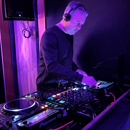 Stream Chris Sillitoe Jackin House by Chris Sillitoe | Listen online ...