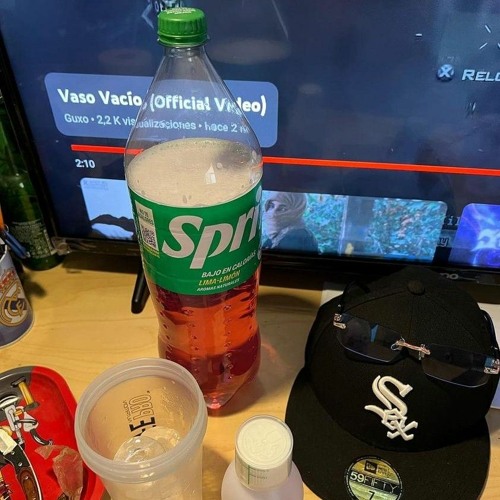 Stream vaso vacio by Guxo | Listen online for free on SoundCloud