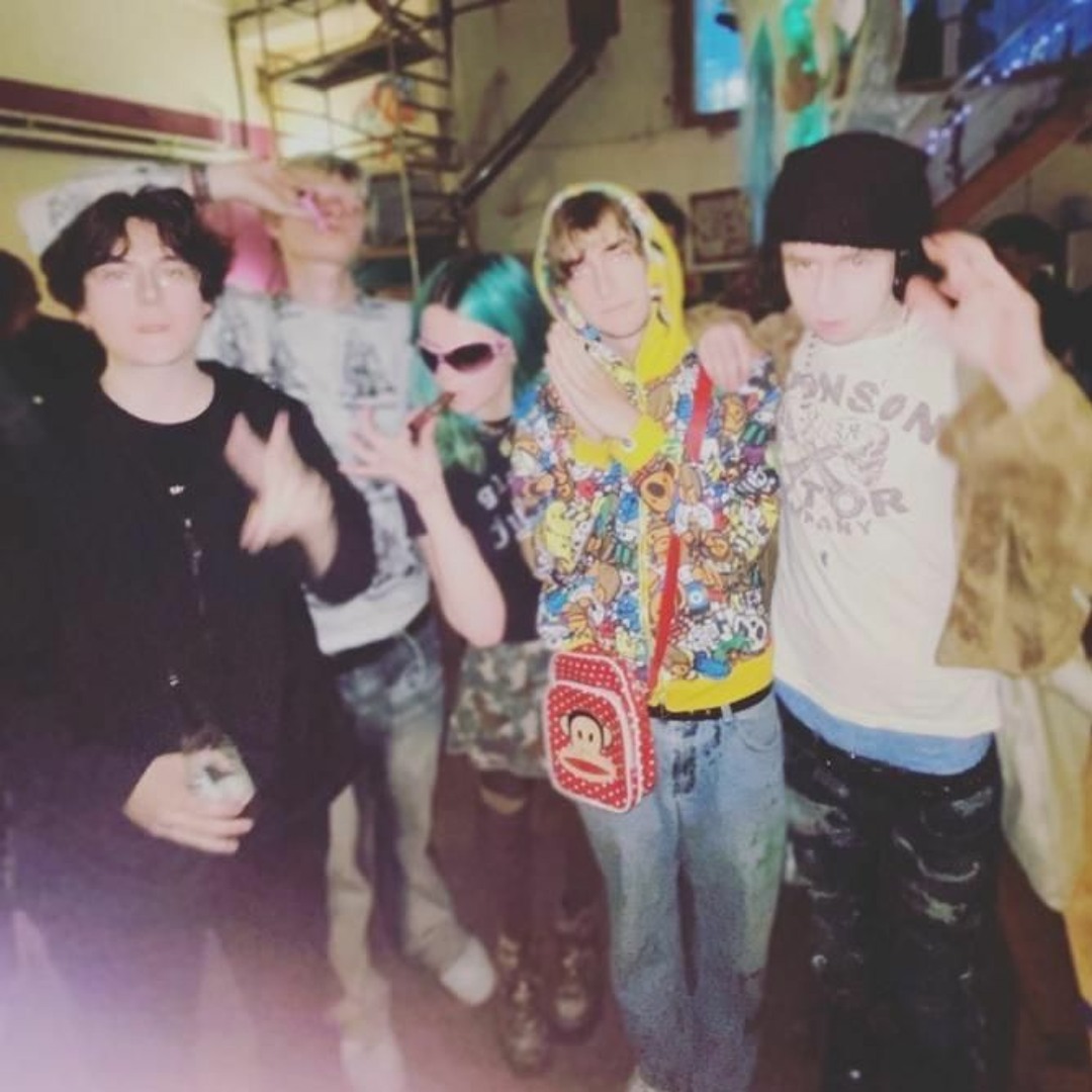 Stream capoxxo - miss my friends (unmixed) [unrl] by don | Listen ...