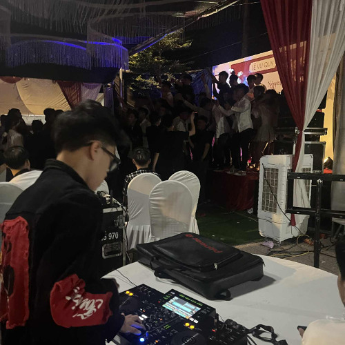 Stream NGUOI LA OI 2025 - DQ X RICK by DJ Tarkunn | Listen online for ...