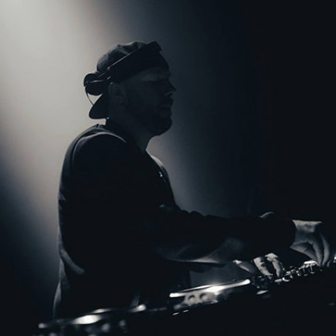 Stream Cirez D - Aperture by Jake Borrelli | Listen online for free on ...