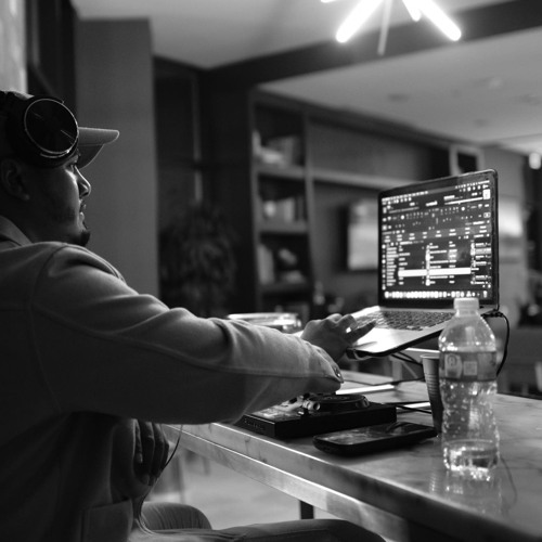 Stream New reggaeton 2023 mix ( SOLAR PAPI ) by SOLAR PAPI | Listen ...