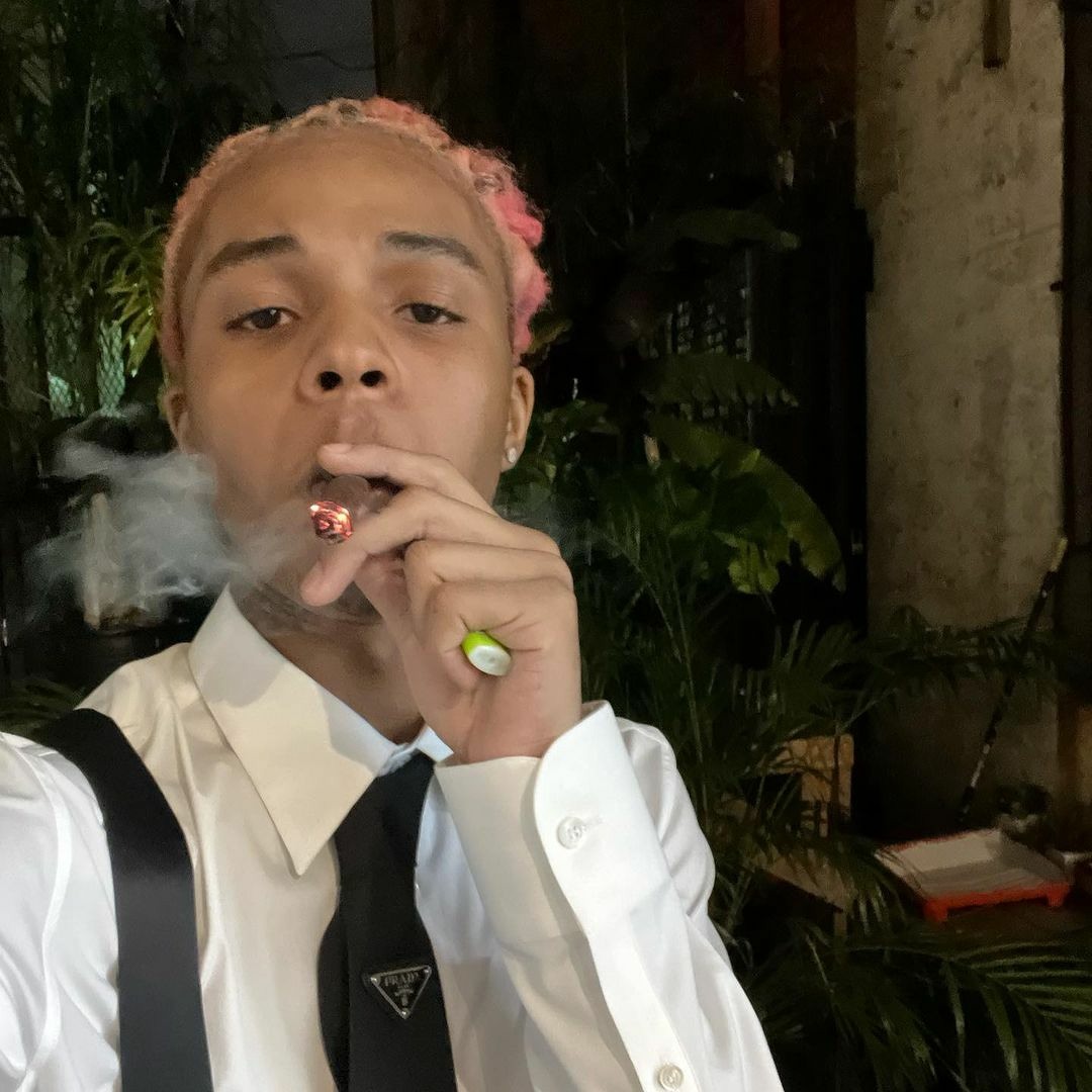 Stream sofaygo twelve twenty five (first song only) by zxvzxvq | Listen online for free on ...