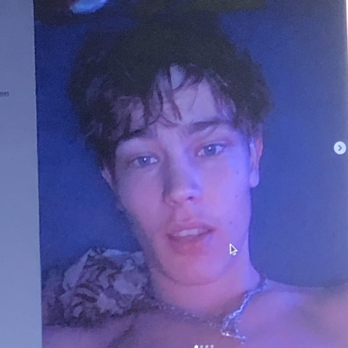 Stream PussyFlowz {RayAyy} by big boy oliwer | Listen online for free ...