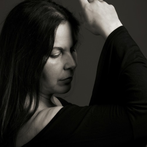 Stream Come Gentle Night (Live Clip) by Fiona Howe | Listen online for ...