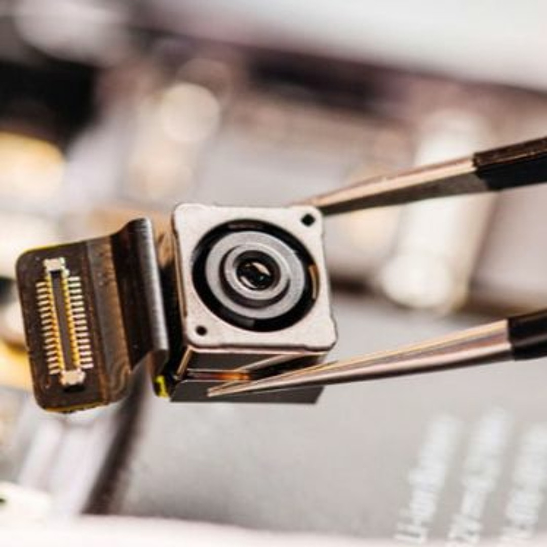 Stream Signs Which Show Your iPhone Camera Needs To Be Repaired by ...