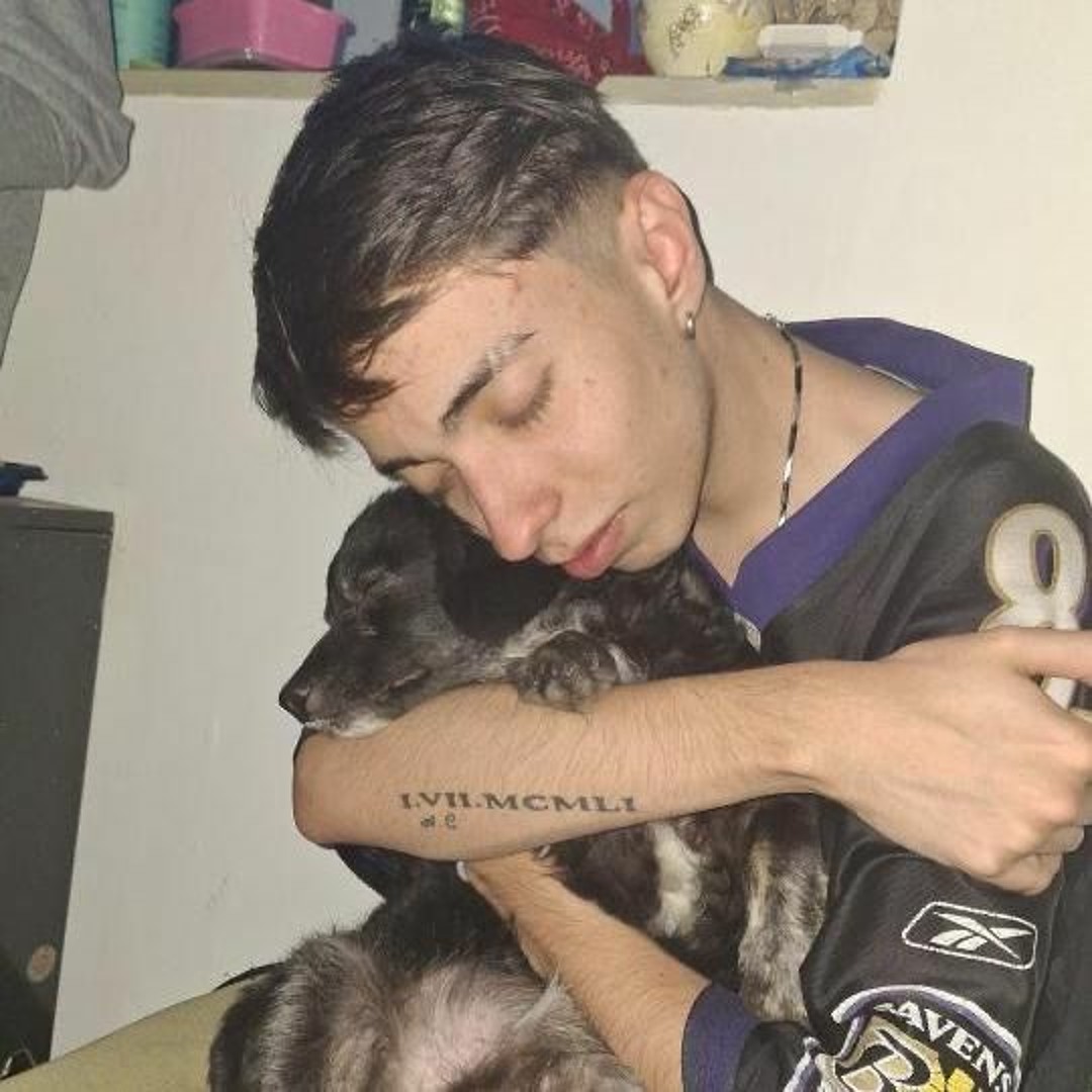 Stream Guntha - Una wawa con prenda polo (MQTA) by Guntha | Listen ...