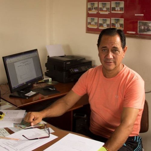 Stream Qué es ser un directivo de Jardín Azuayo y qué funciones cumple ...