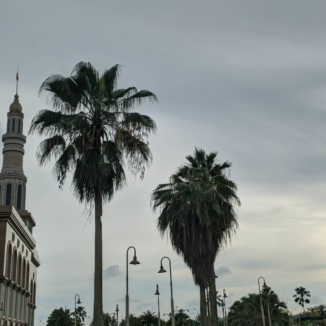 Stream DJ VIRAL TIKTOK DJ EDAMAME X INDUSTRY BABY by Vinn` | Listen ...