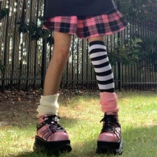 Stream x.islaz | Listen to it's 2020-2021 and I'm an emo hoe playlist ...