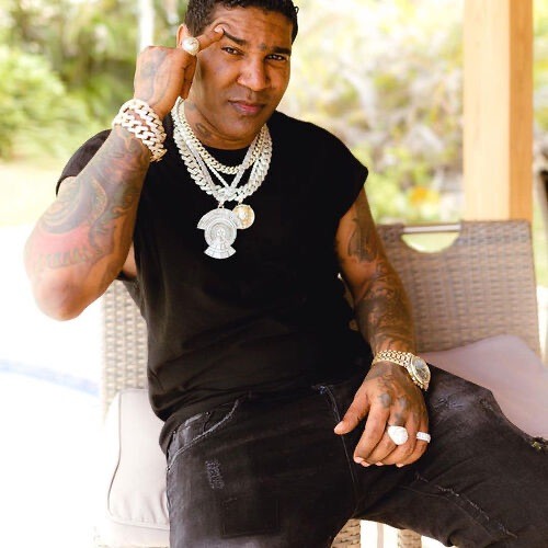 Stream OMEGA EL FUERTE- LA GENTE QUIERE QUE PRENDA LA CALLE EN VIVO ...