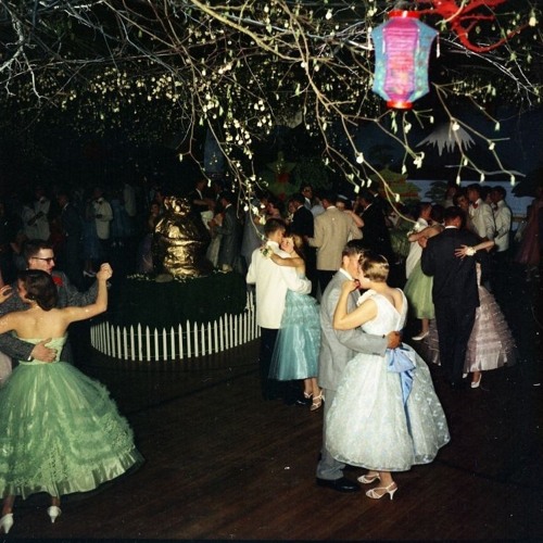 Stream Closer - Retro 50s Prom Style by ءالاء. ⁦⁦🧘🏽‍♀️⁩ | Listen online ...