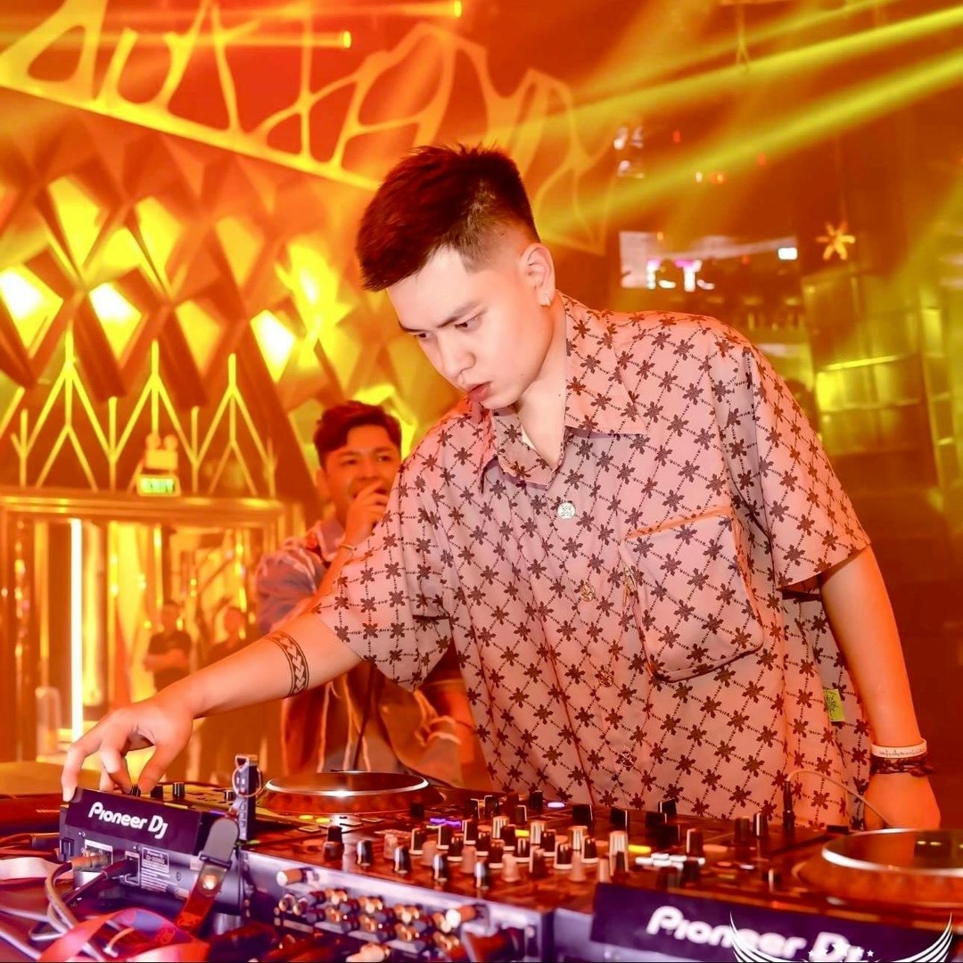 Stream ANH TRANG TINH AI - VAVH REMIX by LONGBUI OFFICIAL | Listen ...