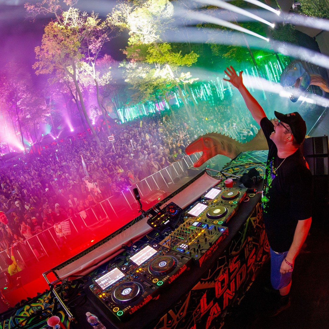 Stream Dr. Fresch - LOST LANDS 2024 (Full Set) by DR. FRESCH | Listen ...