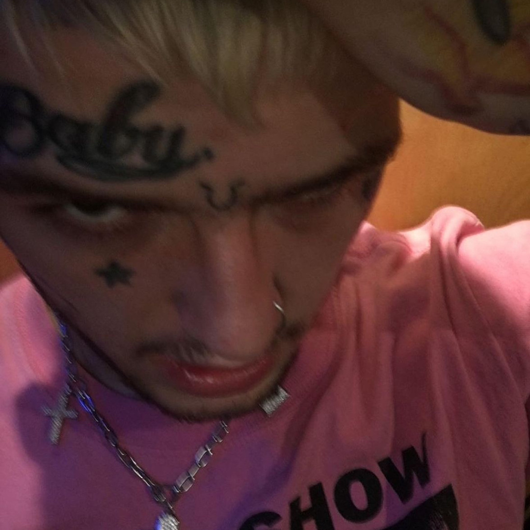 Stream LIL PEEP - TEXT ME (OG) by MAKEOUTHILL | Listen online for free ...