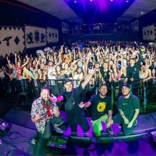 Stream 01 ATLiens Submission by Papa Beats | Listen online for free on ...