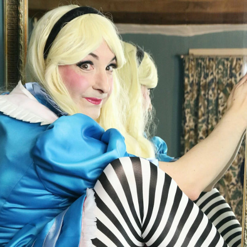 Stream Wandsworth Arts Fringe - Young Reporters: Ramaisa meets Alice d ...