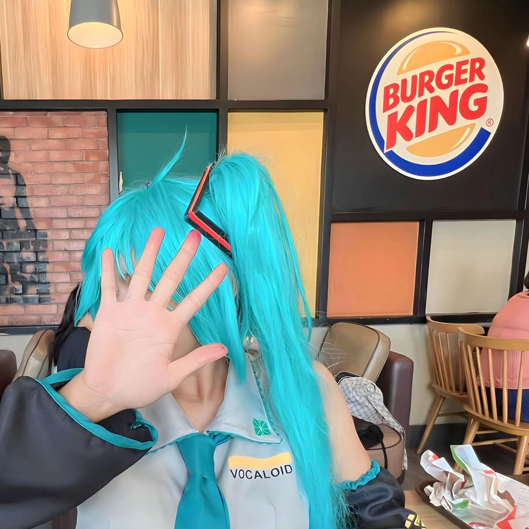 Stream Hatsune Miku drive thru at burger king by Damn Daniel | Listen ...