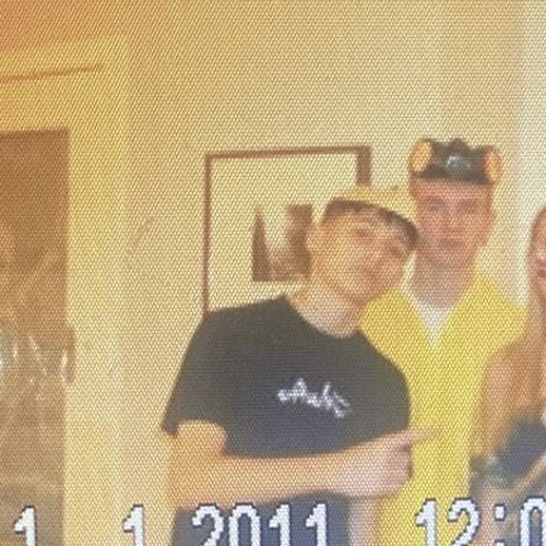 I follow rivers Remix - Listen to music