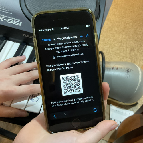 Stream nawwwwww bro qr codes are sussy bka by Toucan | Listen online ...