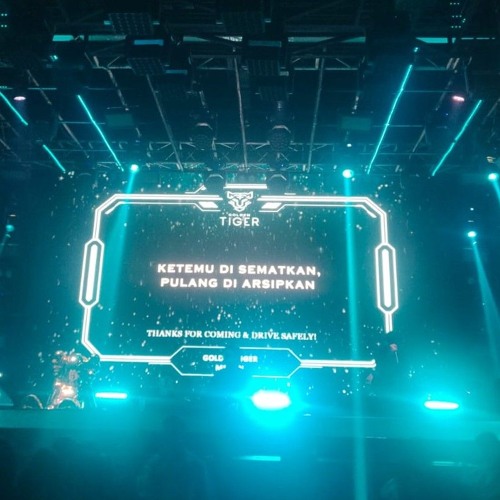 Stream zennn | Listen to NEVER STOP flying. playlist online for free on ...