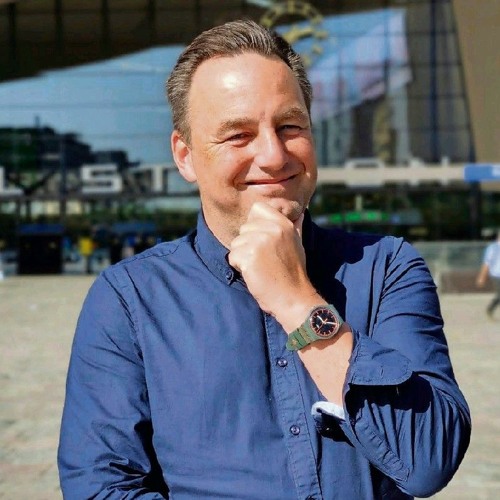 Stream Langs De Lijn - Interview Rene Quist, hoofdredacteur Schuttevaer ...