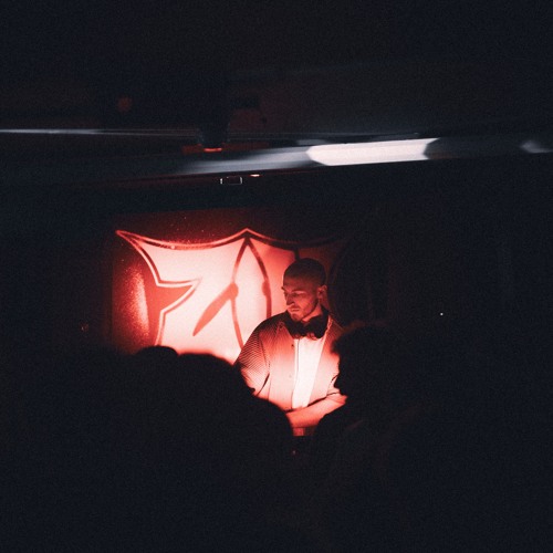 Stream HOLD IT by HIZZY | Listen online for free on SoundCloud