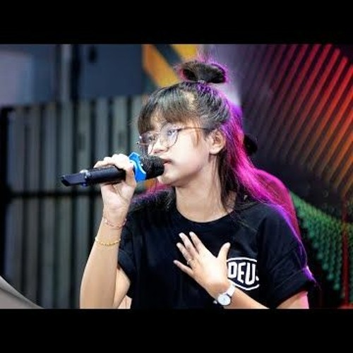 Stream eRZed ID | Listen to Esa Risty Paling Populer playlist online ...