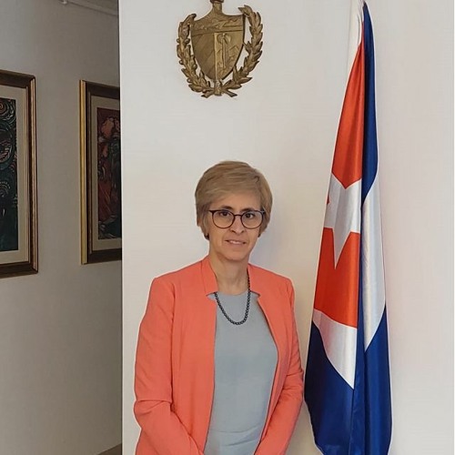 Stream Entrevista a S.E. Déborah Leticia Ojeda Valedón, embajadora de ...