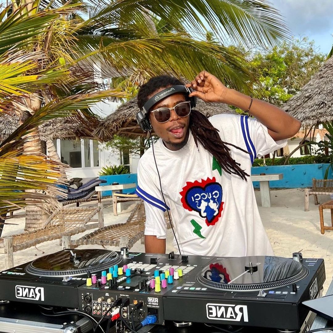 Stream Tshwala bam,Mnike,Ebasini,Bula nthweo,Komasava Amapiano Mix Vol ...