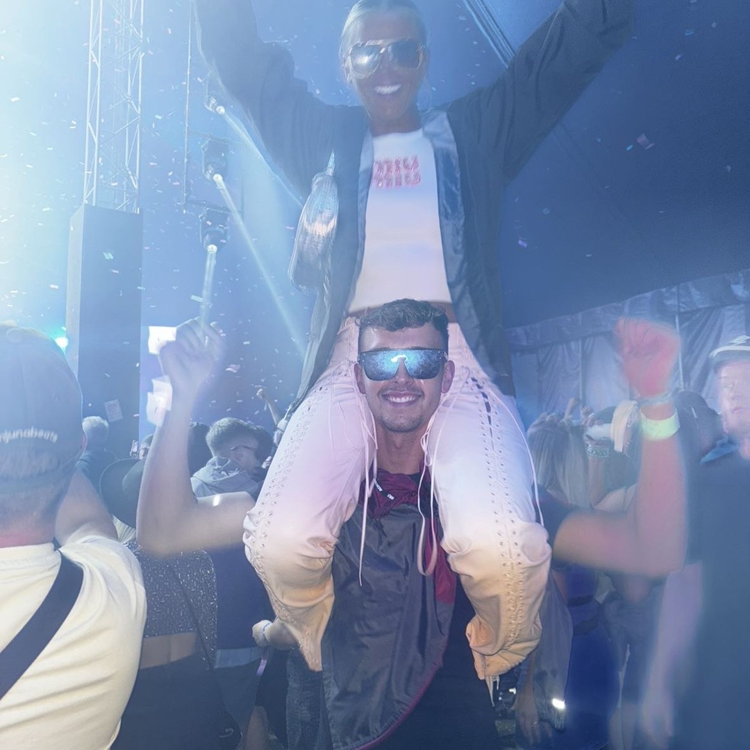 Stream Rihanna X Pegassi YoYoYo by Brad G | Listen online for free on SoundCloud