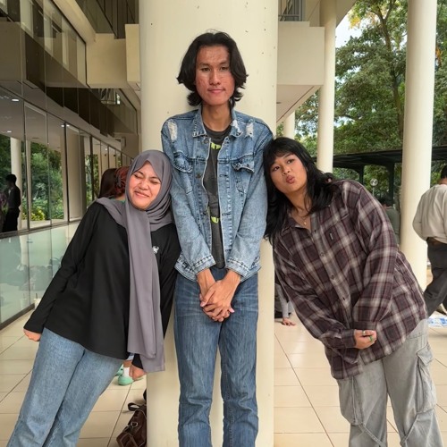 Stream episode Suara Kampus: Edisi Parade Universitas Indonesia by Gai ...