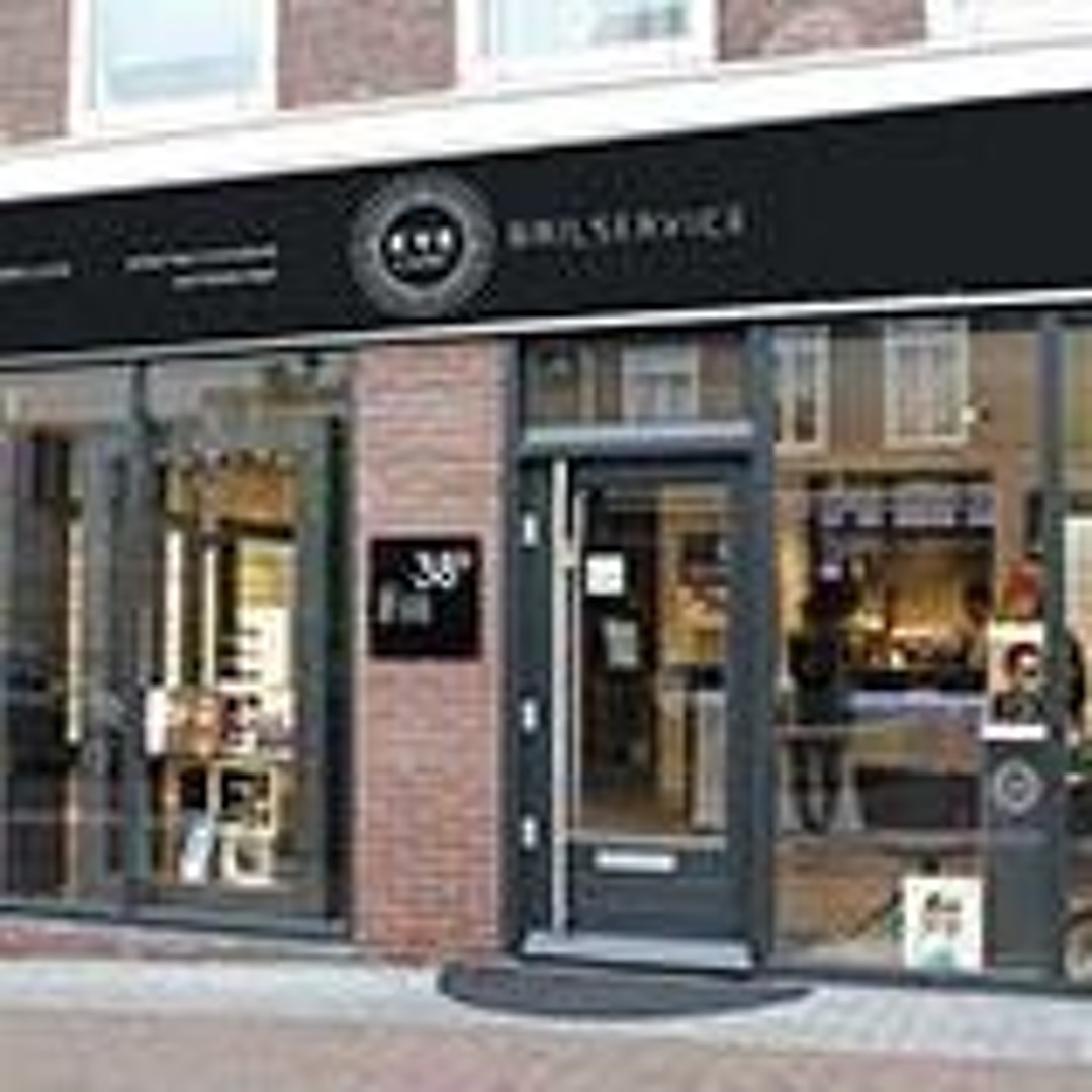 Stream Björn Stenvers, directeur van Eye Care Foundation over de ...