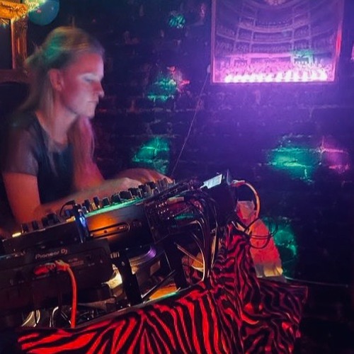 Stream amanda may - september 2023 by amanda.may | Listen online for ...