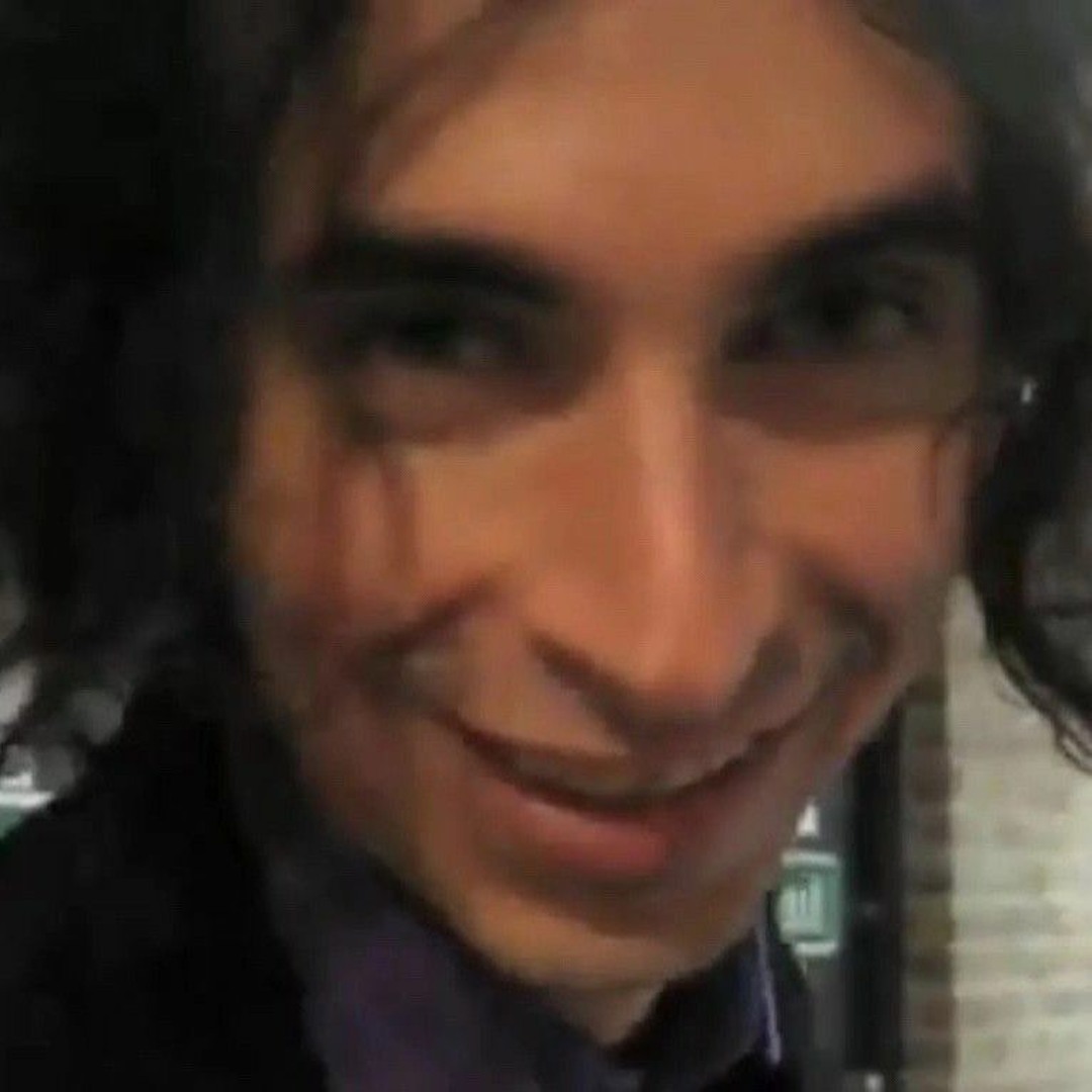 Stream Code Red - 18 slowed (English Version) by LUNA☝🏻🤓 | Listen ...