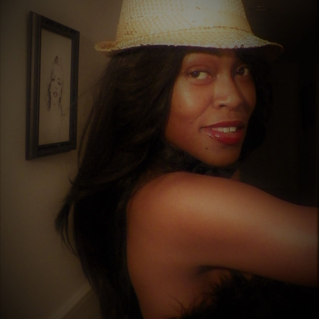 Stream Quantia Diamonds | Listen to I Travel The Ocean playlist online ...